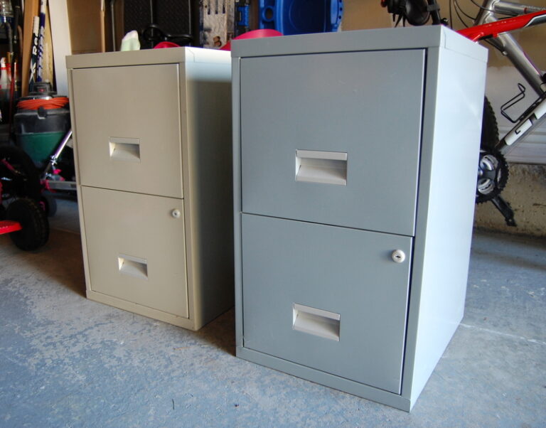 DIY - How to build a Filing Cabinet Desk - northstory + co.